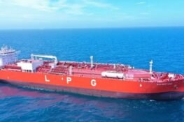 Commonwealth LNG entered into a 20-Year HOA with MET Group