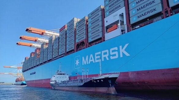 Maersk Co-Hosts Japan’s First Methanol Bunkering Simulation